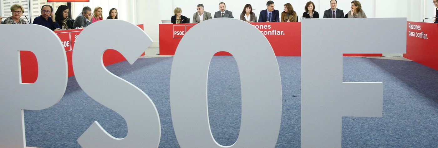 El PSOE sigue siendo el partido que recibe más apoyo entre los españoles